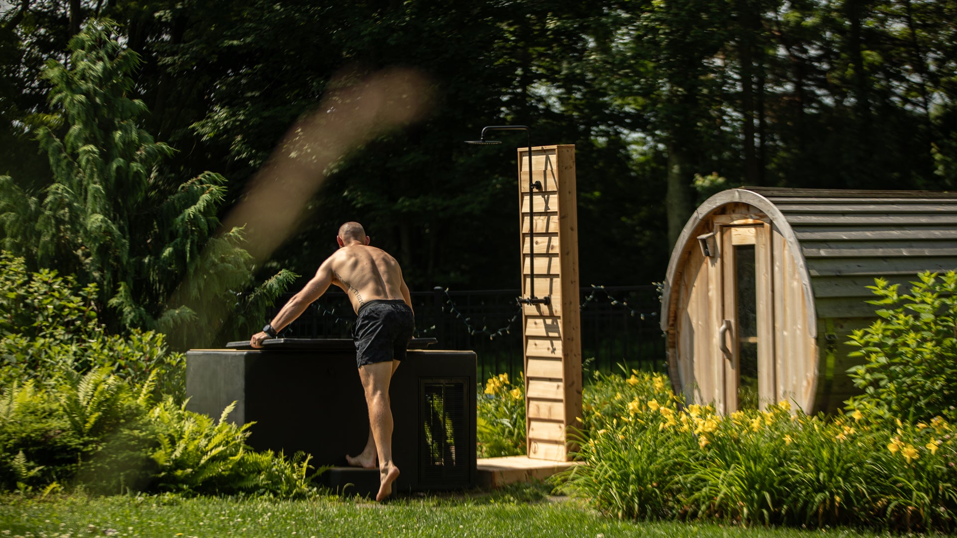 Premium Handmade Saunas for Indoors & Outdoors